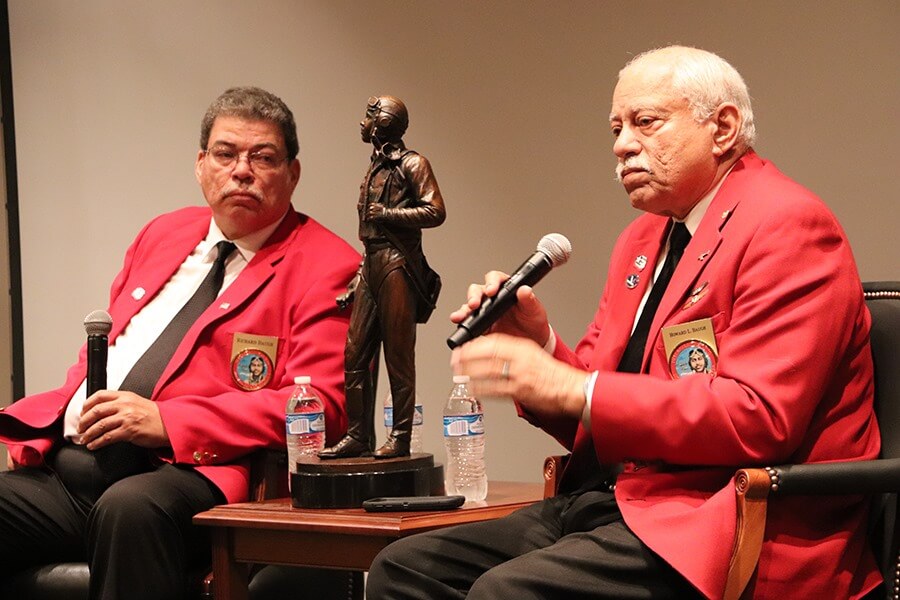 ONLINE - The Legacy of the Tuskegee Airmen: Heroes in the Air ...